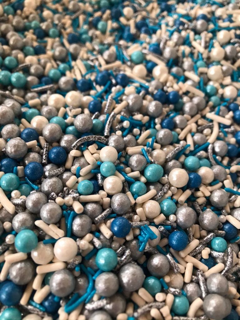 Mix de sprinkles frozen. Confitería – Artisabor (Arte y Sabor)